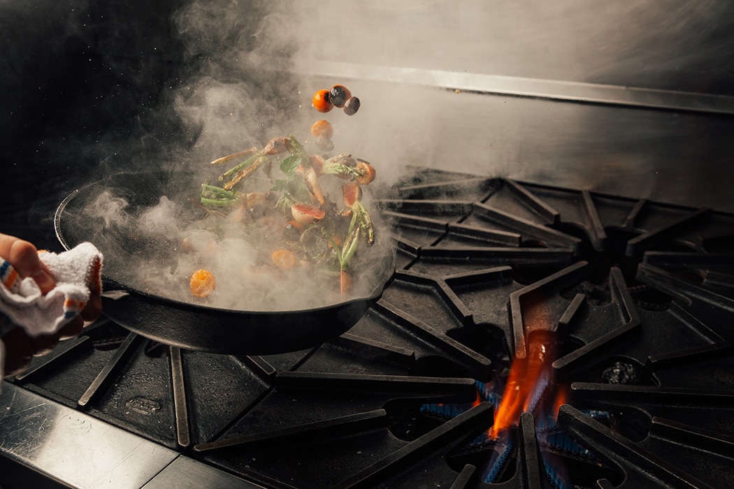 How Cooking In Your Kitchen Causes Pollution In Your Home - EZ Breathe ...
